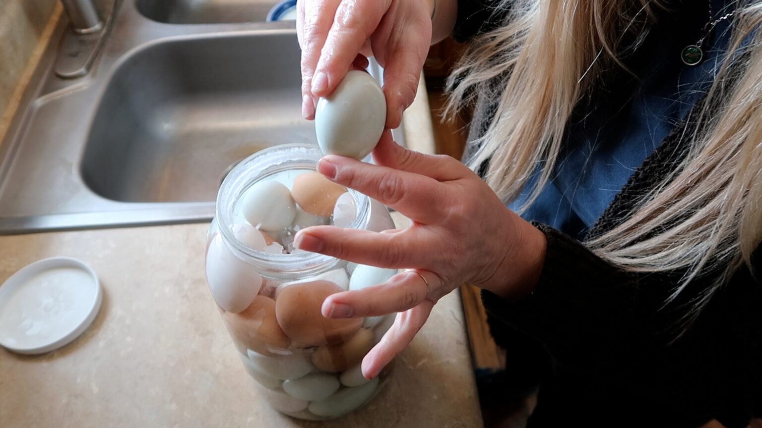 Preserve eggs by water glassing - A Farmish Kind of Life